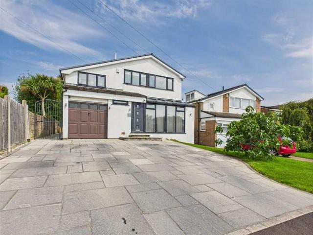 5 Bedroom Detached House