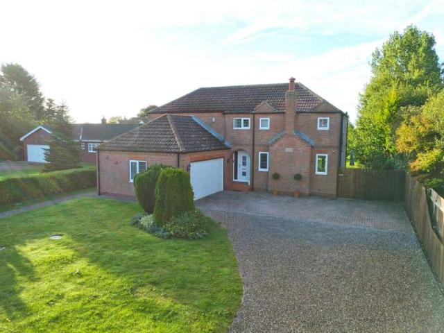 5 Bedroom Detached House
