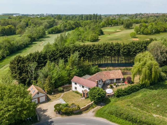 5 Bedroom Detached House