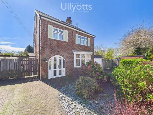 5 Bedroom Detached House