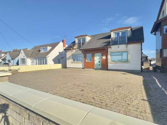 5 Bedroom Detached House