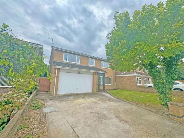 5 Bedroom Detached House