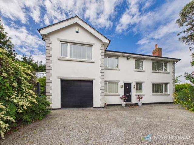 5 Bedroom Detached House