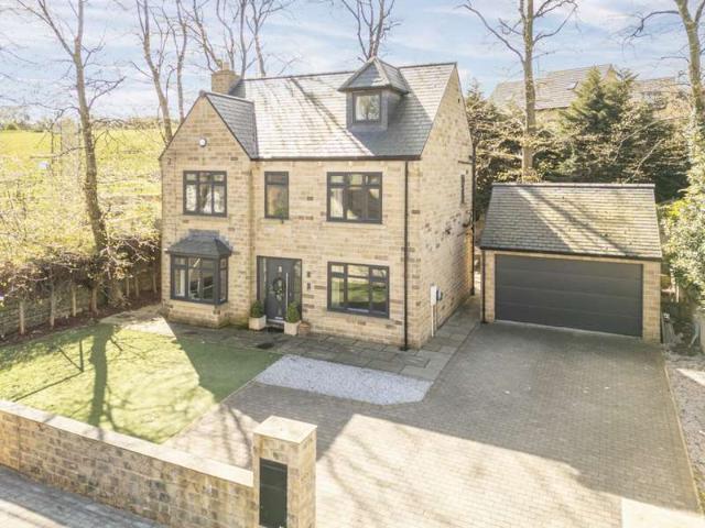 5 Bedroom Detached House
