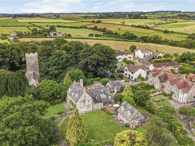 5 Bedroom Detached House