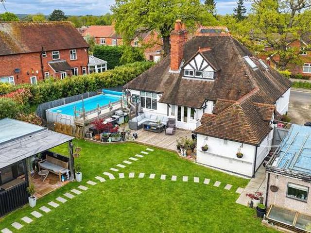 5 Bedroom Detached House