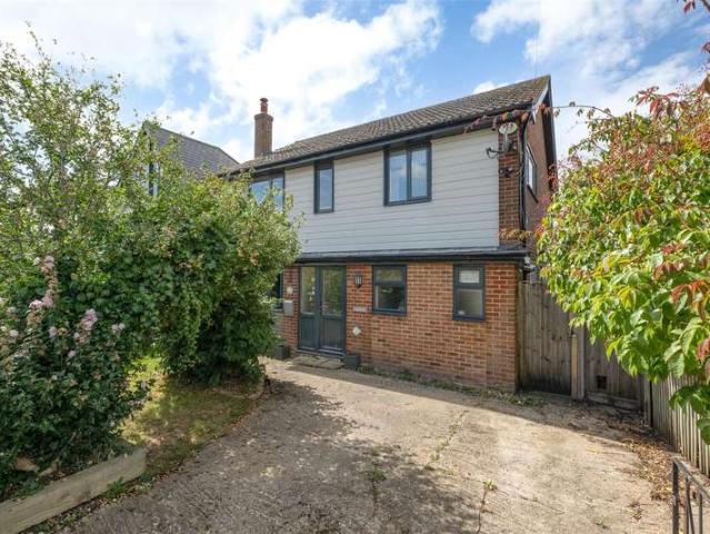 5 Bedroom Detached House