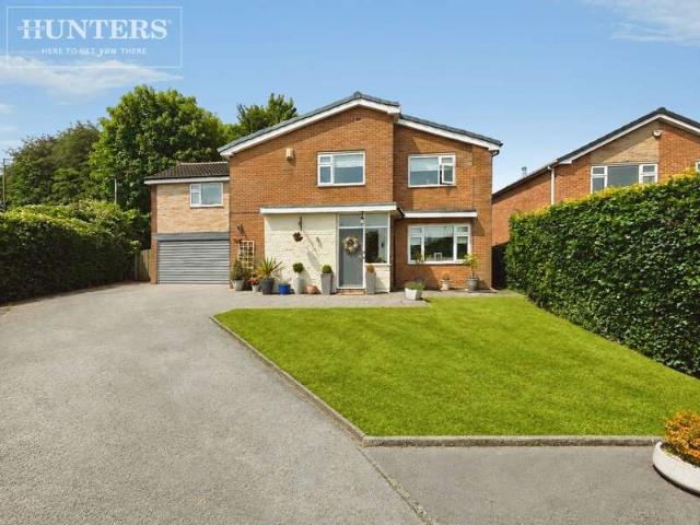 5 Bedroom Detached House