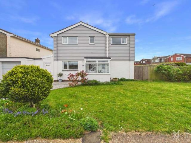 5 Bedroom Detached House