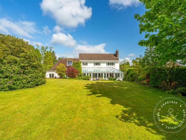 5 Bedroom Detached House