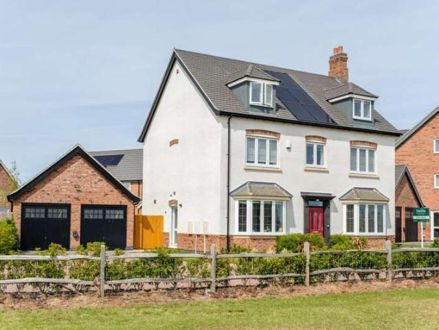 5 Bedroom Detached House