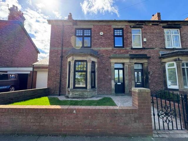 5 Bedroom Detached House
