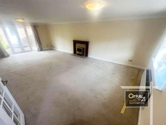 5 Bedroom Detached House