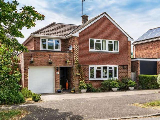 5 Bedroom Detached House
