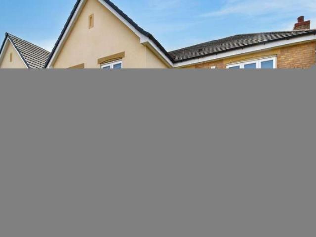 5 Bedroom Detached House