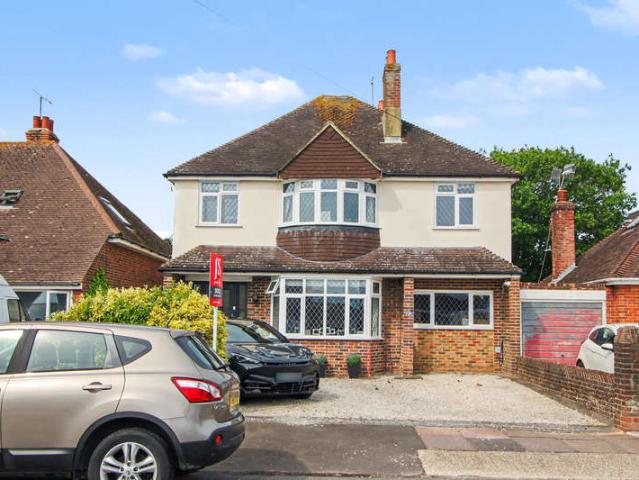 5 Bedroom Detached House
