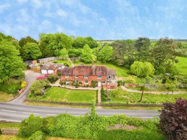 5 Bedroom Detached House