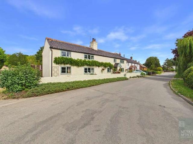 5 Bedroom Detached House