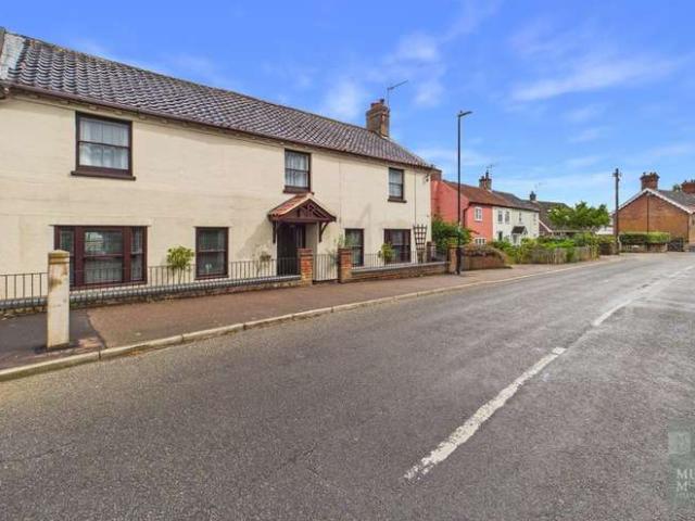 5 Bedroom Detached House