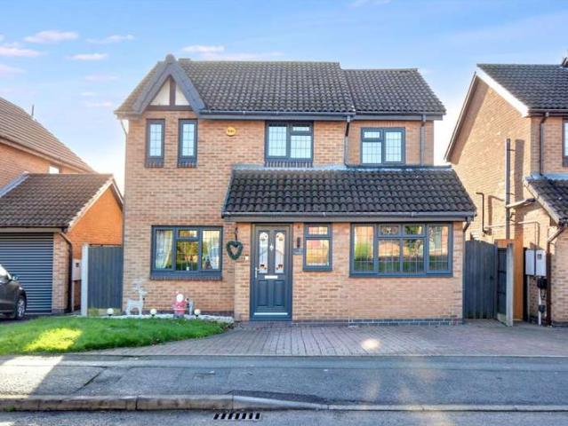 4 Bedroom Detached House