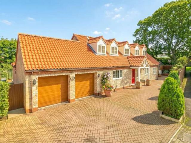 5 Bedroom Detached House