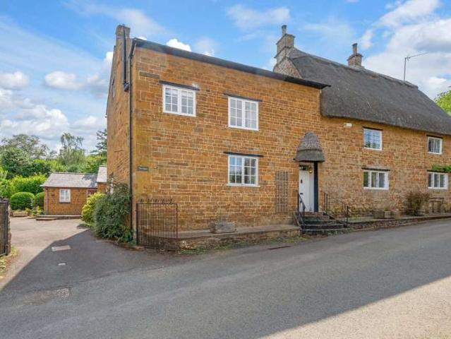 5 Bedroom Detached House