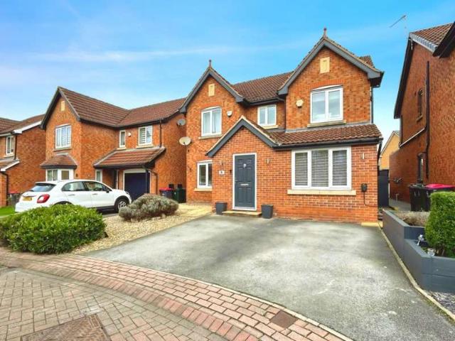 5 Bedroom Detached House