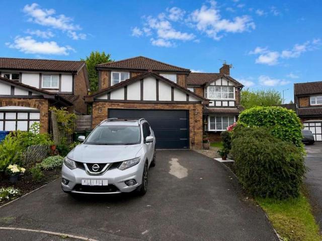 5 Bedroom Detached House