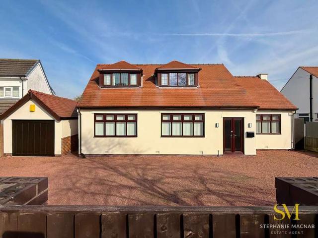 5 Bedroom Detached House