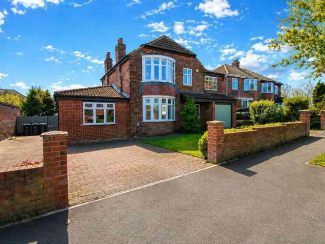 5 Bedroom Detached House