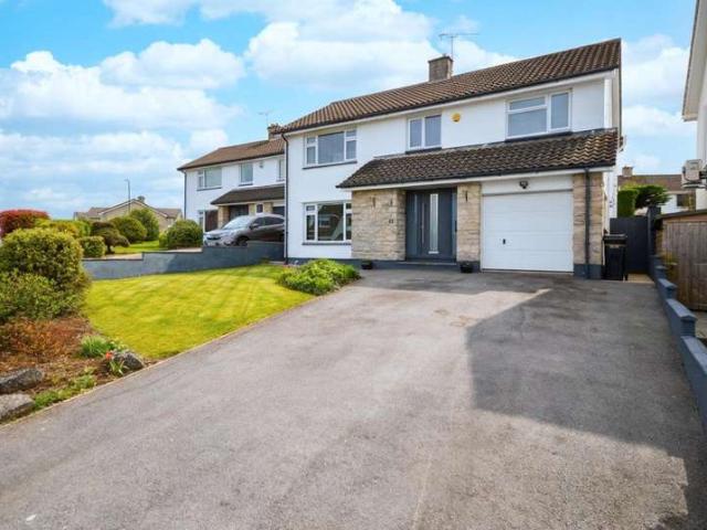 5 Bedroom Detached House