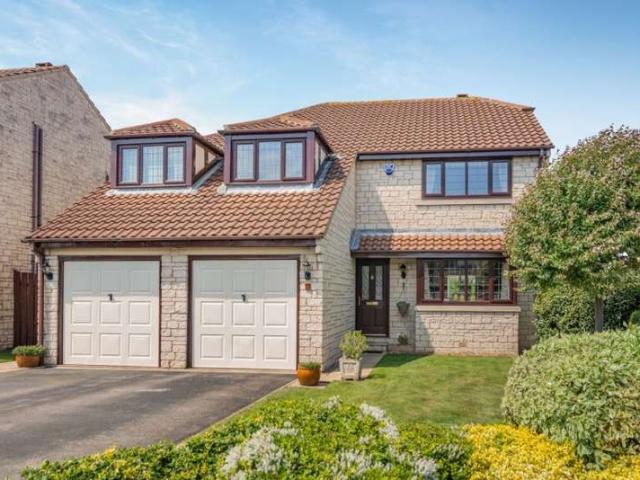 5 Bedroom Detached House