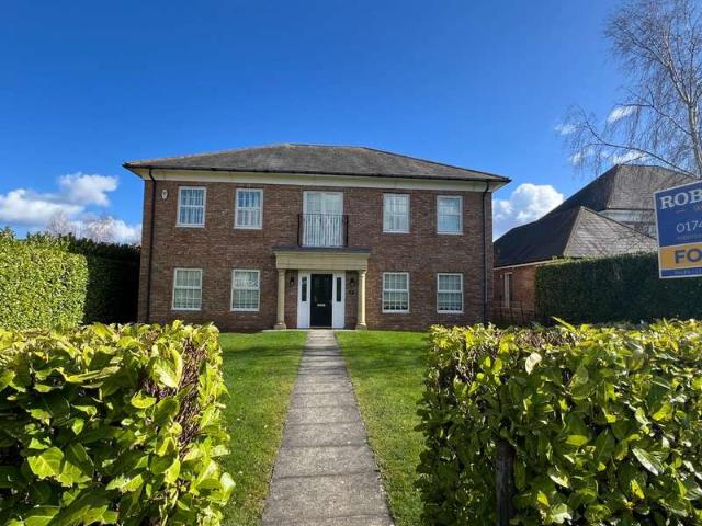 5 Bedroom Detached House