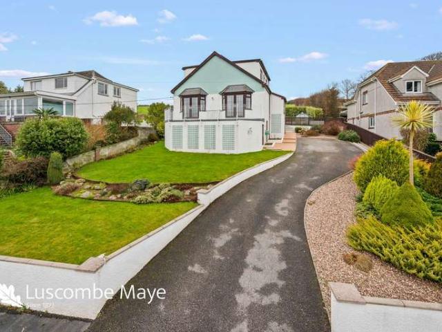 5 Bedroom Detached House