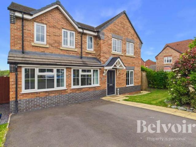 5 Bedroom Detached House