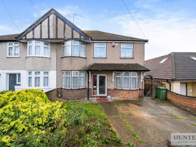 5 Bedroom Detached House