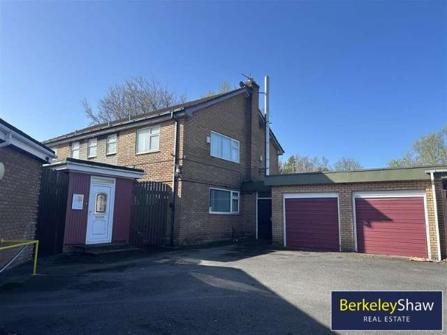 5 Bedroom Detached House