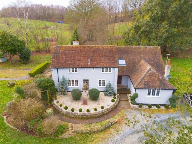 5 Bedroom Detached House