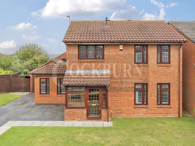 5 Bedroom Detached House