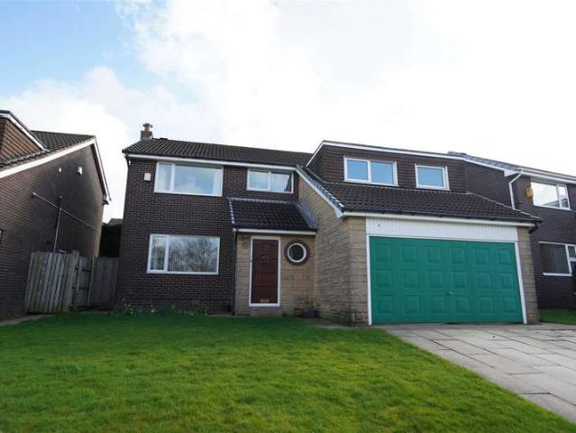 5 Bedroom Detached House
