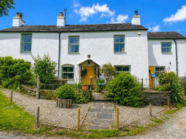 5 Bedroom Detached House