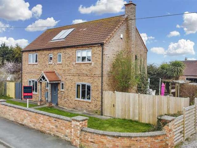 5 Bedroom Detached House