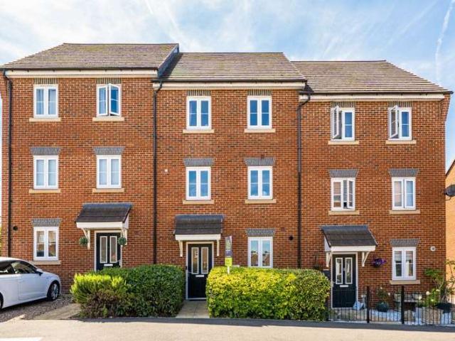 5 Bedroom Detached House