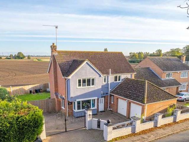 5 Bedroom Detached House