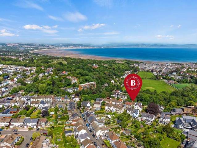 5 Bedroom Detached House