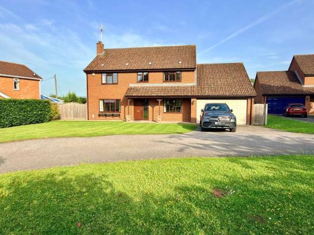 5 Bedroom Detached House
