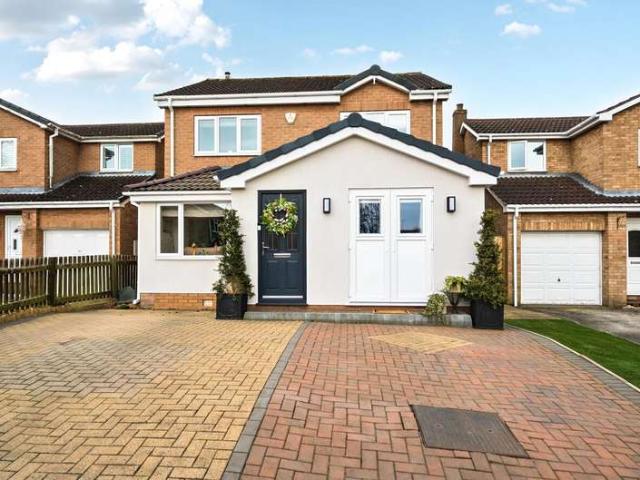 5 Bedroom Detached House