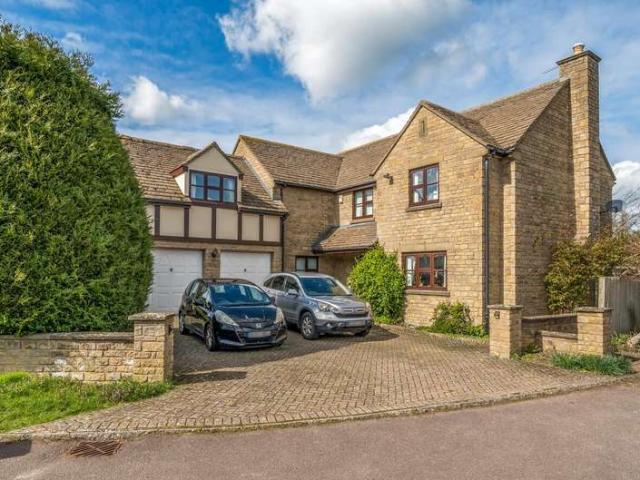 5 Bedroom Detached House
