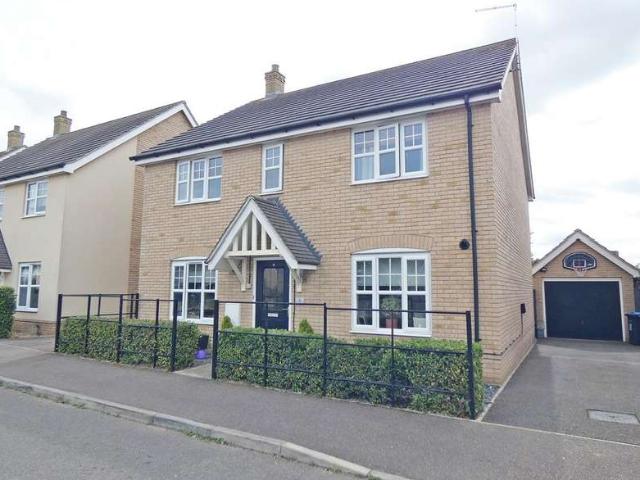 5 Bedroom Detached House
