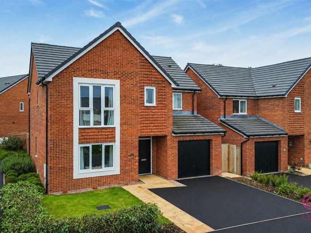 5 Bedroom Detached House